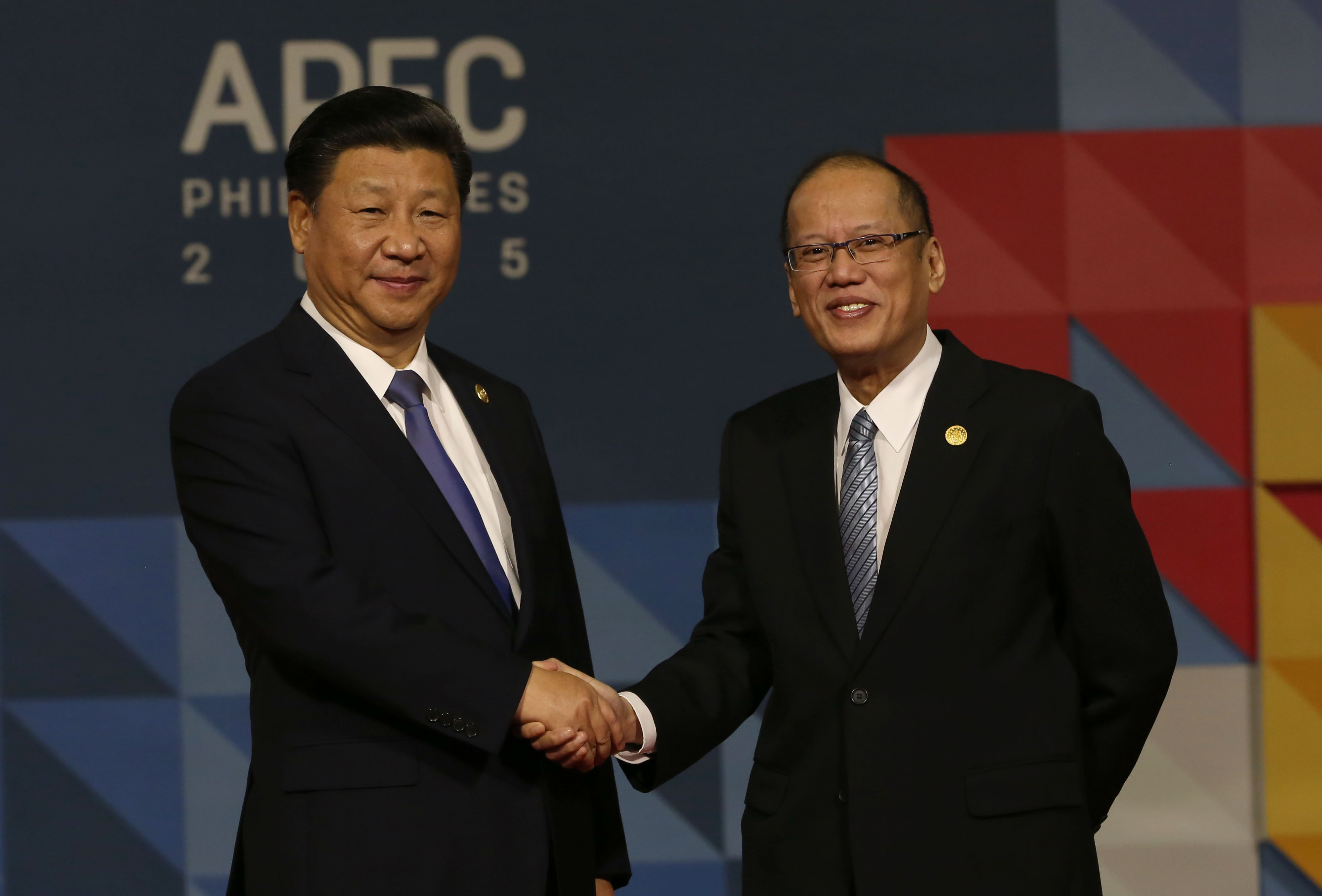APEC leaders close summit by condemning terror attacks