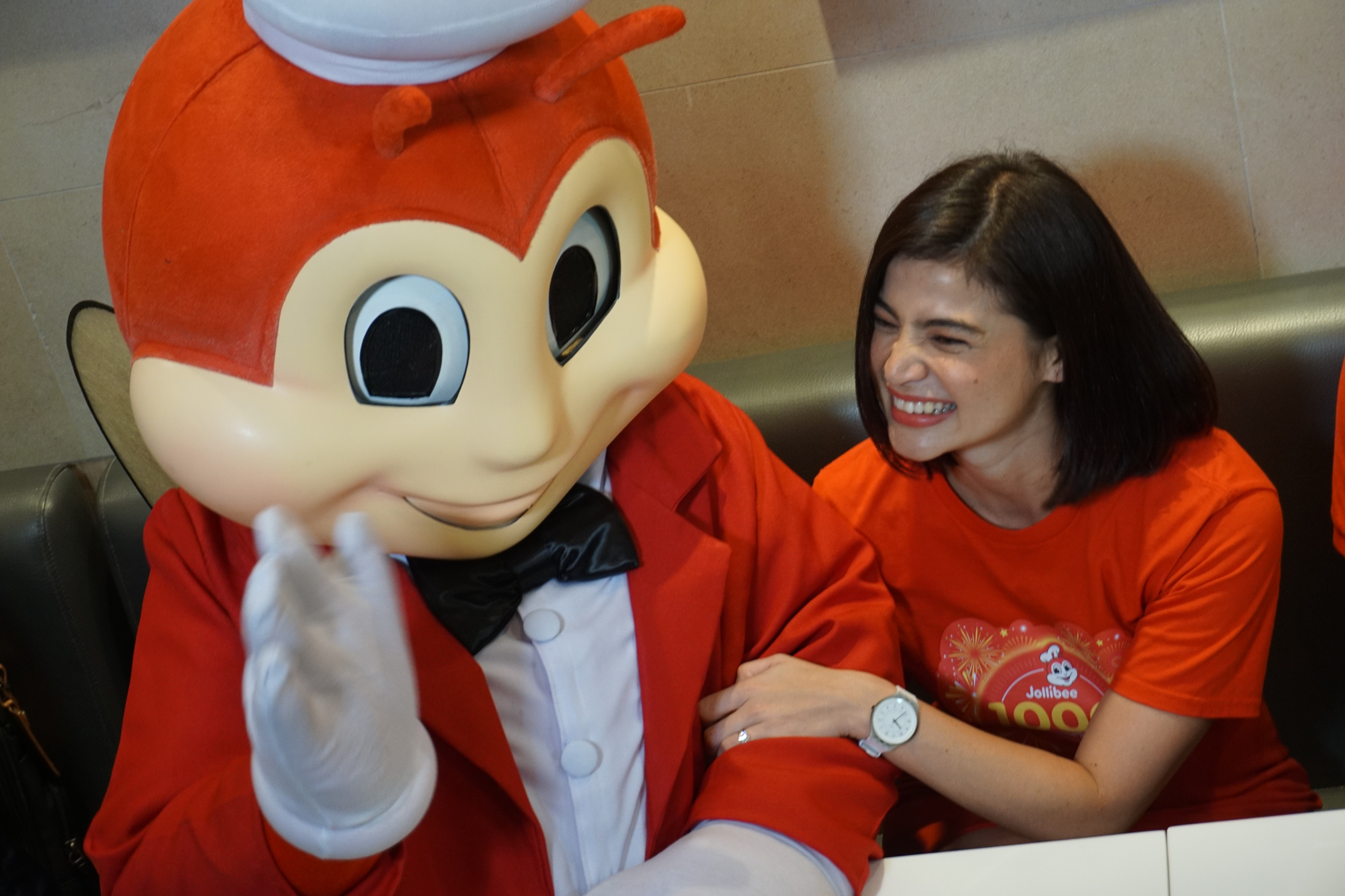 IN PHOTOS: Jollibee opens its 1,000th store